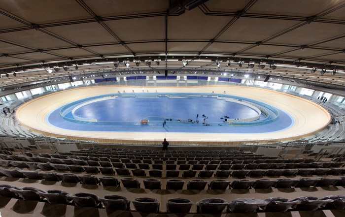 London 2012 Velodrome by Hopkins Architects - 谷德设计网