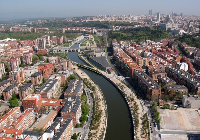 Master plan for Madrid RIO by West8 - 谷德设计网