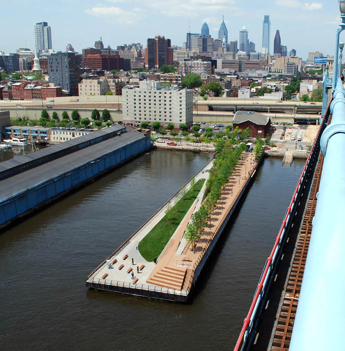 Race Street Pier Philadelphia / James Corner Field Operations - 谷德设计网