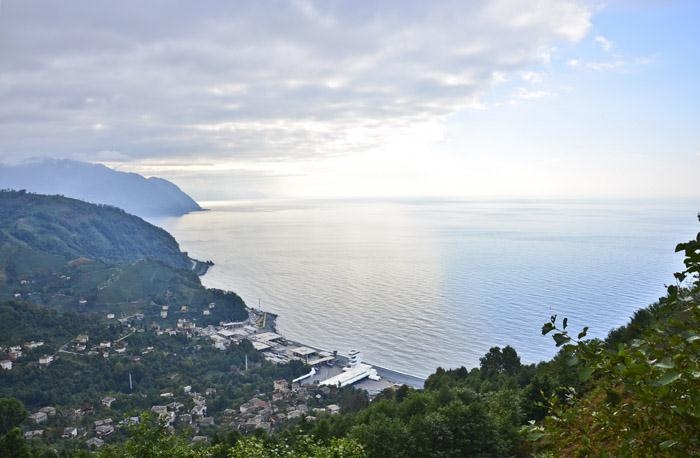 Sarpi Border Checkpoint in Georgia by J. Mayer H. Architects - 谷德设计网