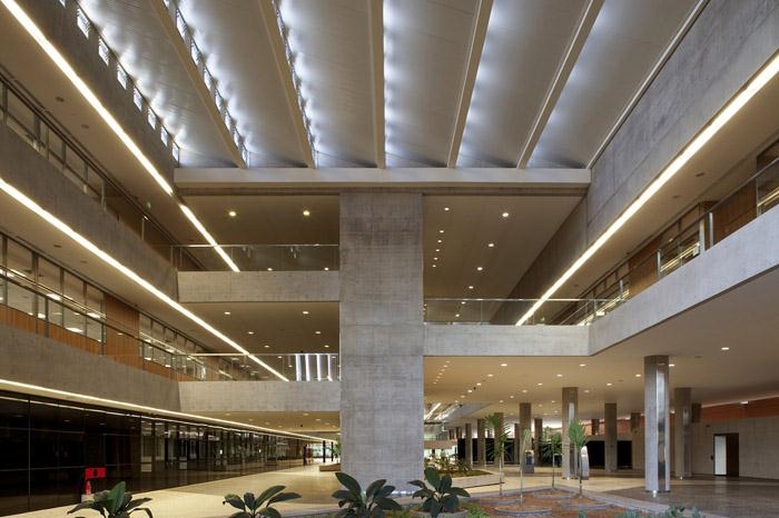 Army Housing Foundation Headquarters, Brazil by MGS + Associates - 谷德设计网