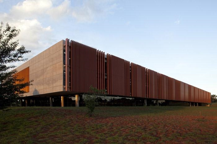 Army Housing Foundation Headquarters, Brazil by MGS + Associates - 谷德设计网