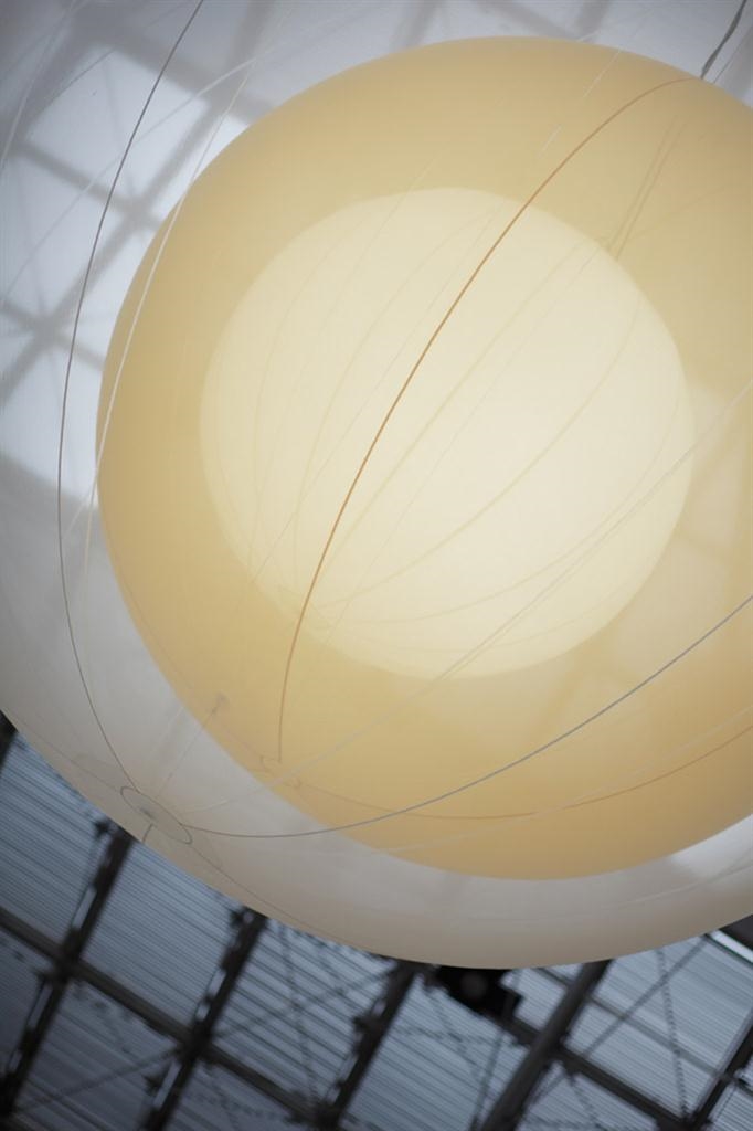 Mobile Lamp by Nathalie - 谷德设计网