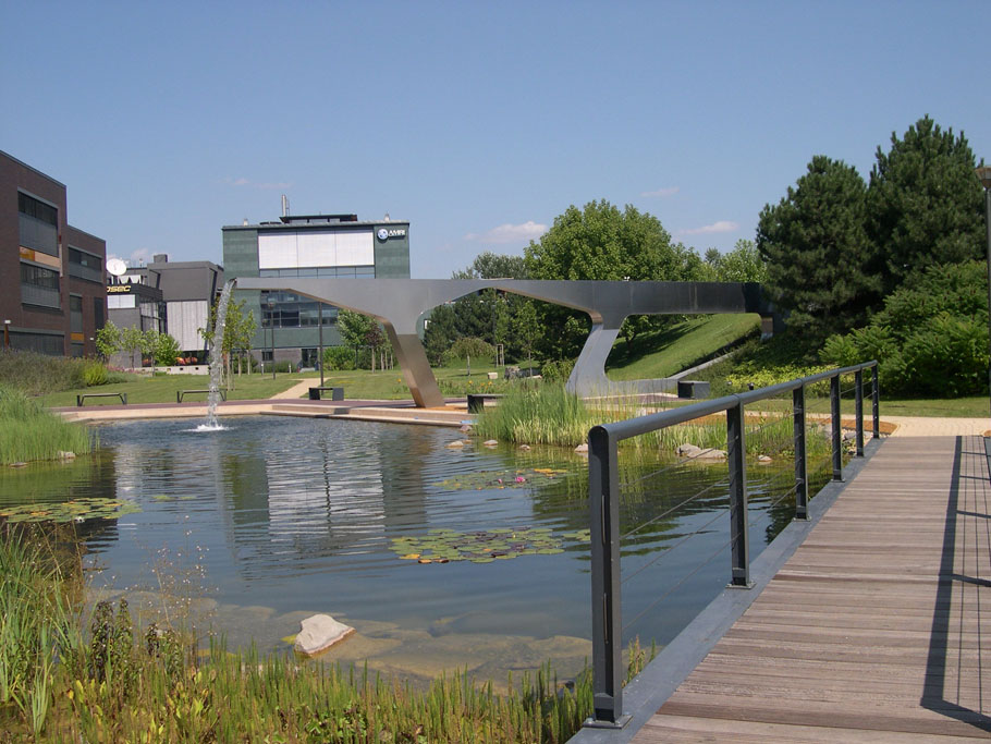 Graphisoft Park / Garten Studio - 谷德设计网