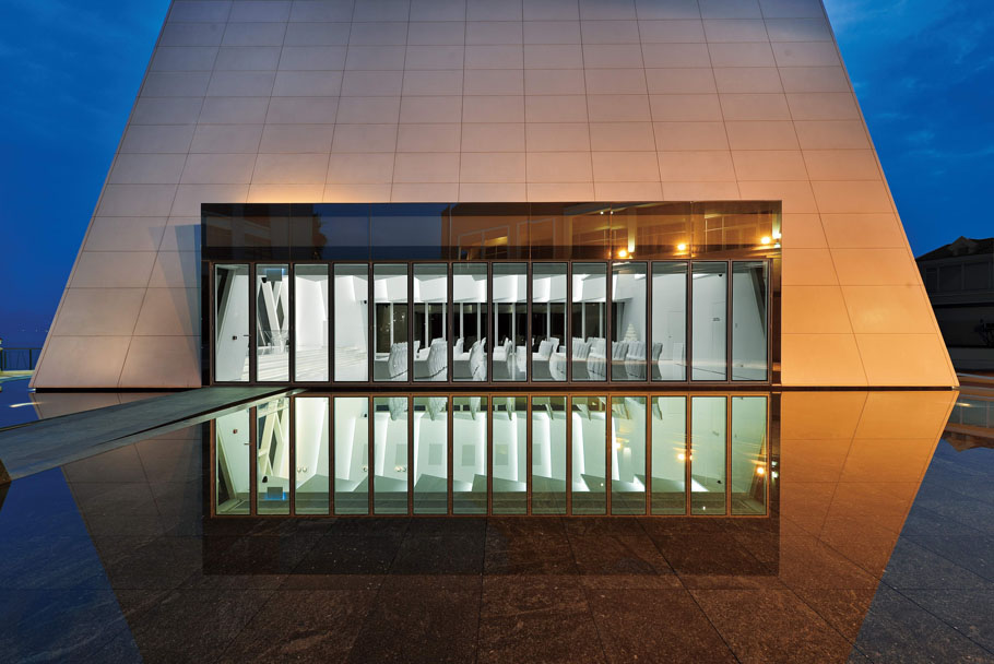 The White Chapel / Danny Cheng Interiors - 谷德设计网