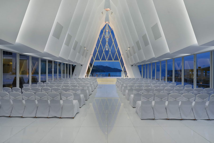 The White Chapel / Danny Cheng Interiors - 谷德设计网