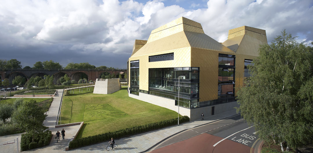 The Hive Worcester Library Landscape / Grant Associates - 谷德设计网