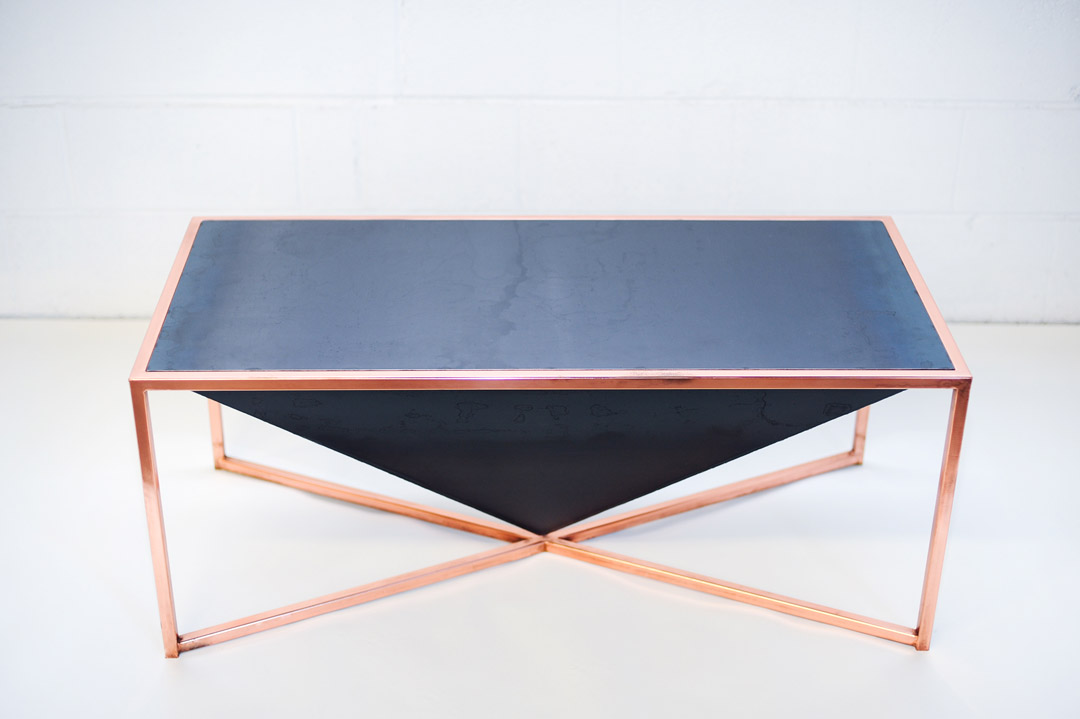 Pyramid Table / Beacon MFG - 谷德设计网