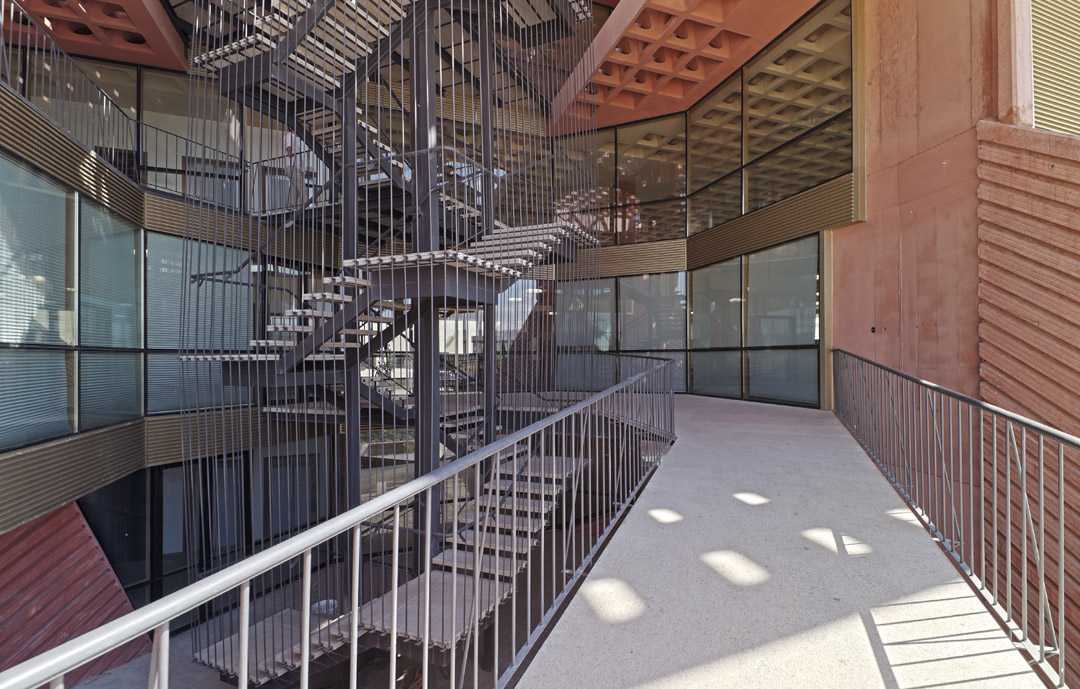 Office building in Madrid / Alarcon Asociados - 谷德设计网