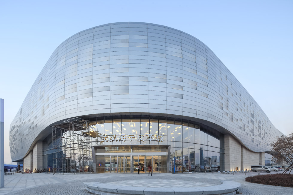 Haining Leather City, Wuhan, China / Highthink architects - 谷德设计网