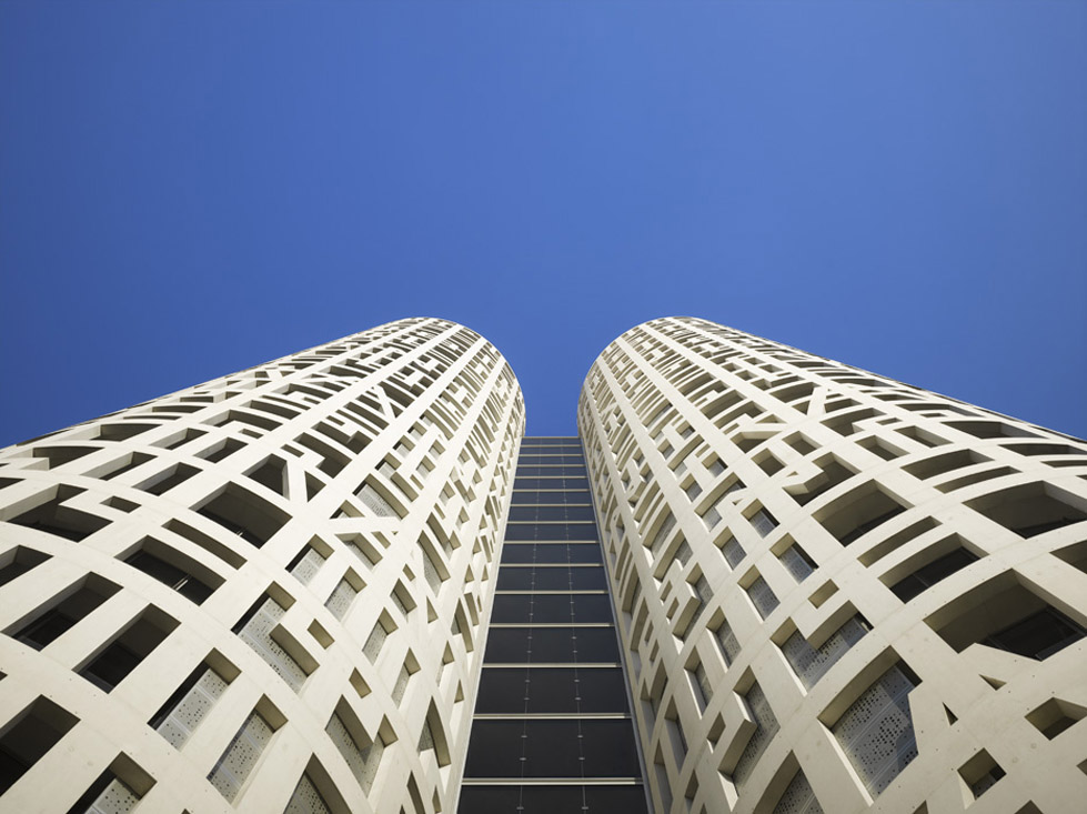 The Hercules Towers by Rafael De La-Hoz - 谷德设计网