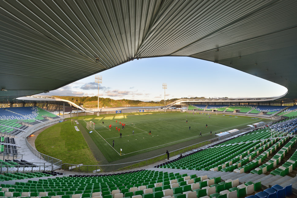 Chinquihue Stadium / Cristian Fernandez Arquitectos - 谷德设计网