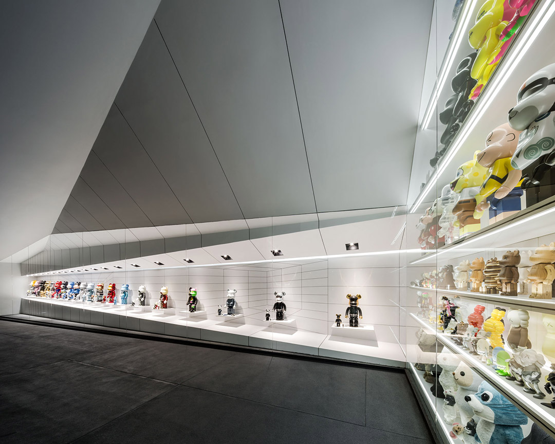 Be@rbrick cabinet / Onion - 谷德设计网