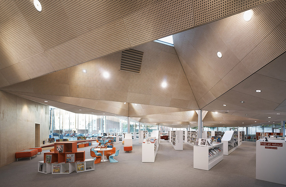 La Madeleine Media Library / D’HOUNDT+BAJART - 谷德设计网
