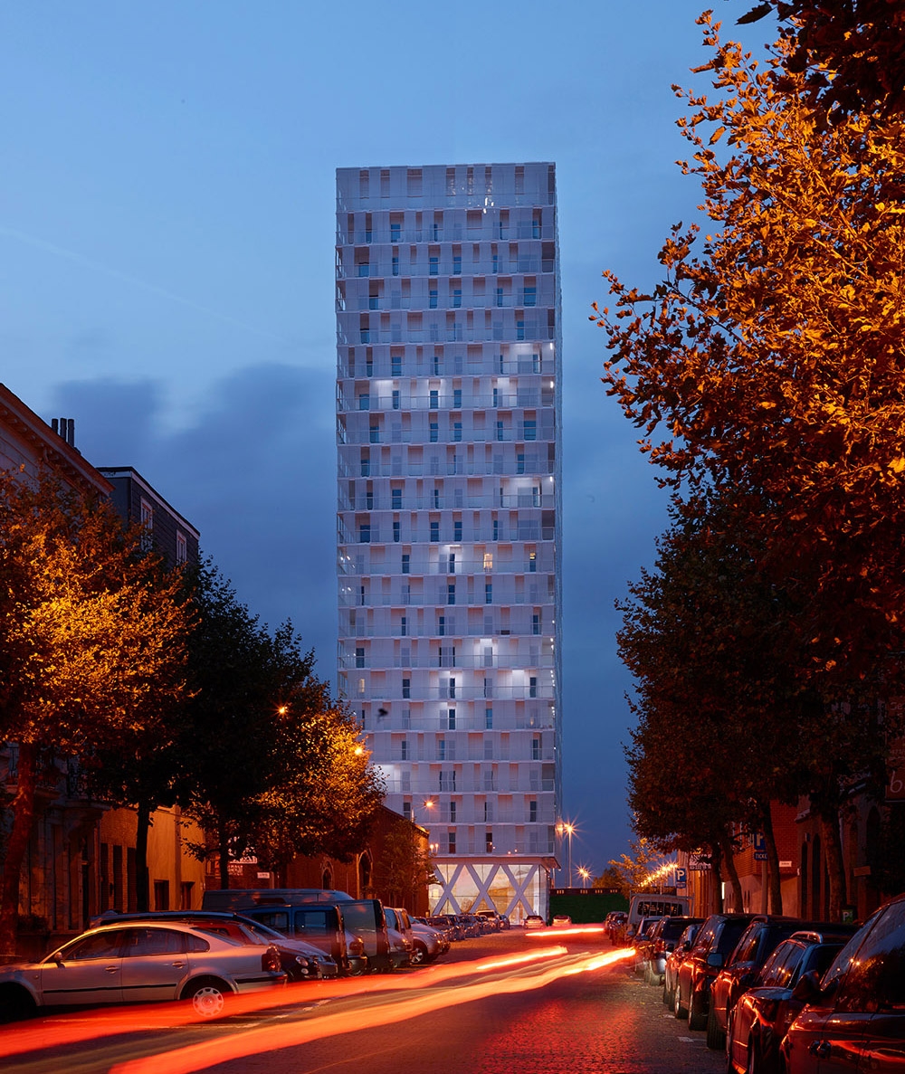 Park Tower / Studio Farris Architects - 谷德设计网