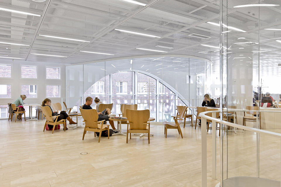 Helsinki University Main Library,Helsinki, Finland / Anttinen Oiva Architects - 谷德设计网