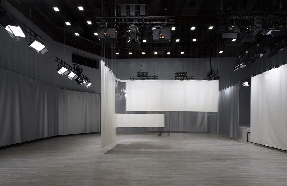 MOVING SPACE, Interior Design for Media Lab of Beijing Institute of ...