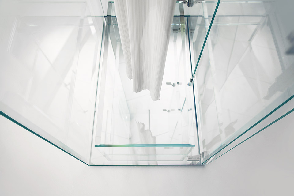 “PRISM Bench ” “ PRISM Cabinet ” / Tokujin Yoshioka - 谷德设计网