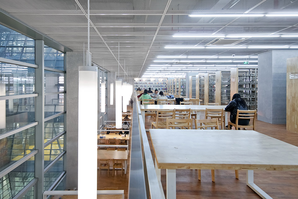 Zhejiang Campus Library, Tongji University, Jiaxing, Zhejiang Province ...