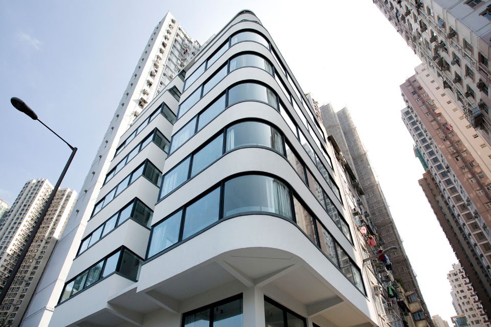 The Tung Fat Building In Hong Kong by K.P.D.O. - 谷德设计网