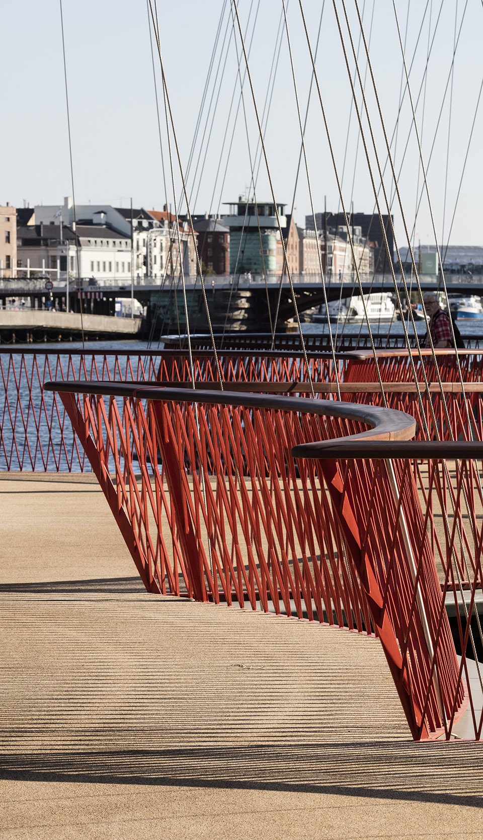 Cirkelbroen (The circle bridge), Copenhagen by Olafur Eliasson - 谷德设计网