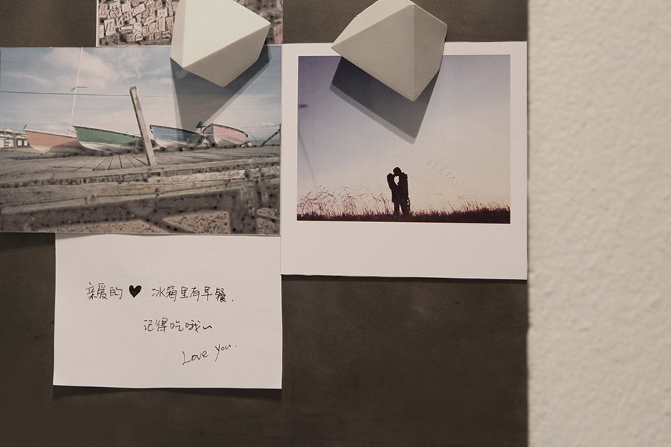 Space Love Poem: Each other-magnetic sticker by YIYANZAO DESIGN - 谷德设计网