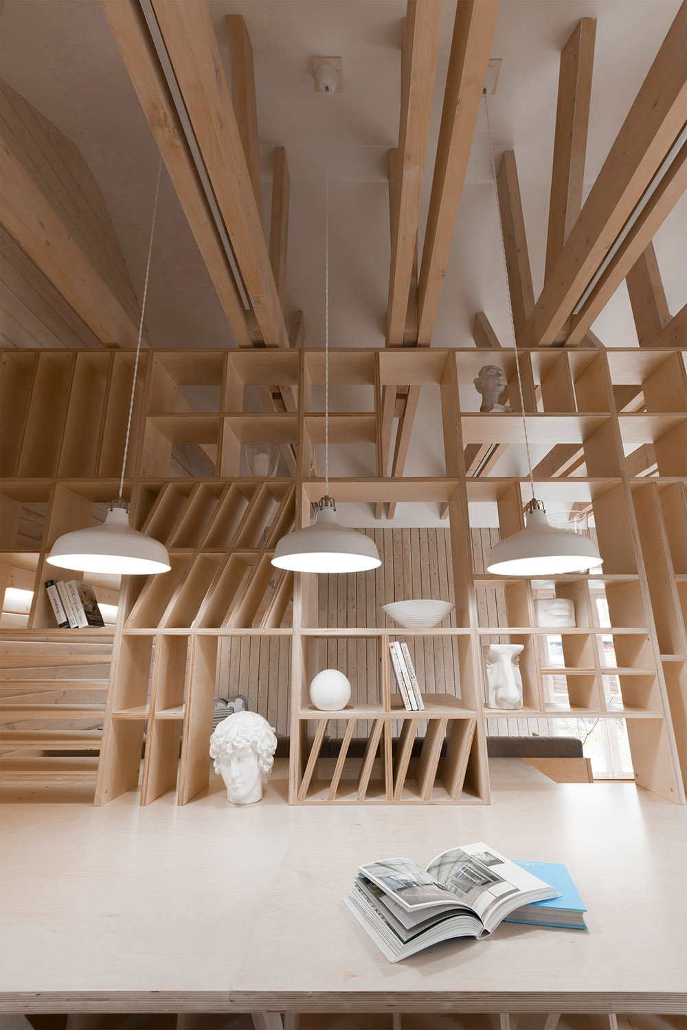 Workroom for architects by Ruetemple - 谷德设计网