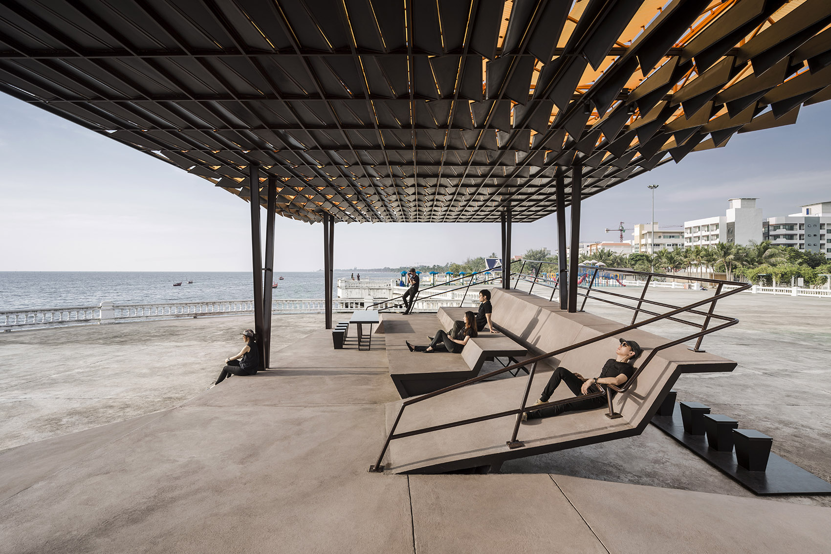 ’The Flow’ – A Multipurpose Pavilion by Department of Architecture - 谷德设计网