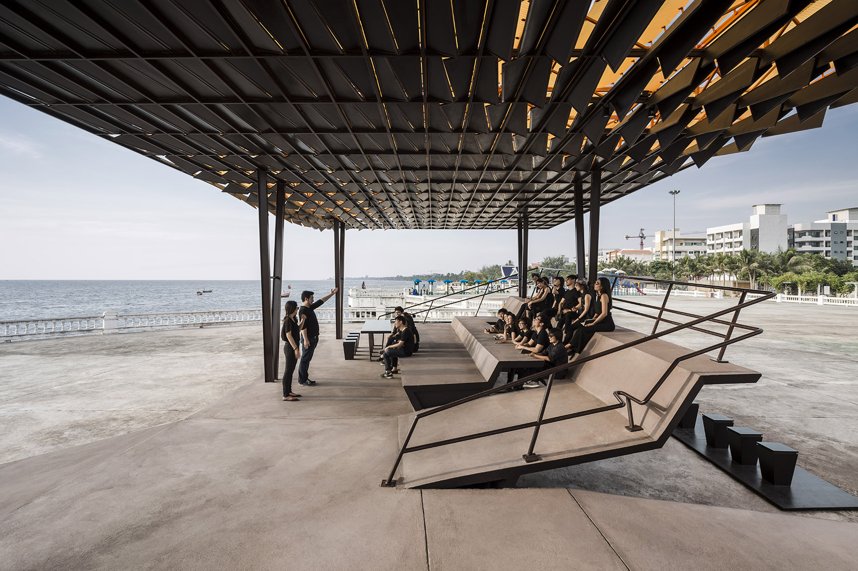 ’The Flow’ – A Multipurpose Pavilion by Department of Architecture - 谷德设计网