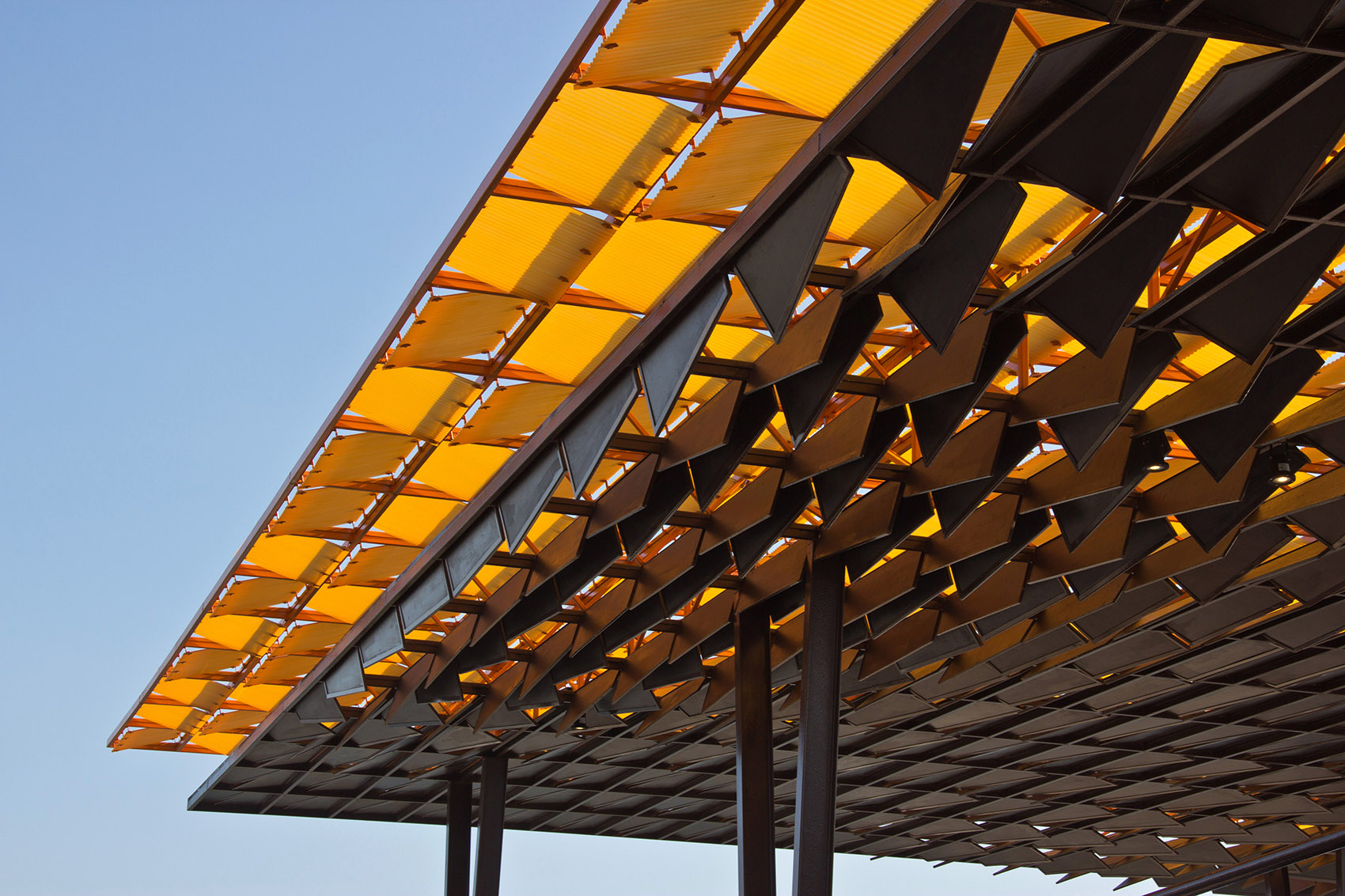 ’The Flow’ – A Multipurpose Pavilion by Department of Architecture - 谷德设计网