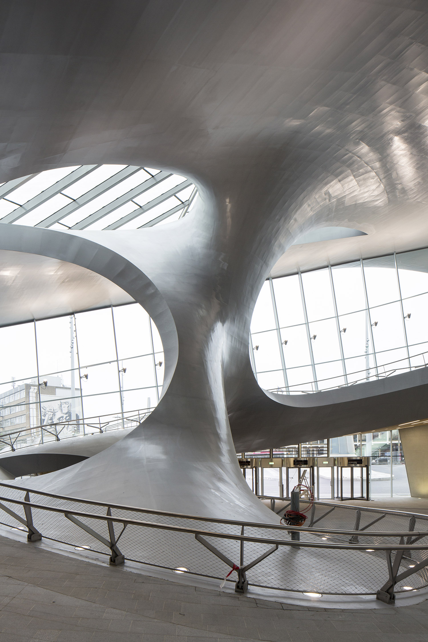 Transfer Terminal at Arnhem Central Station by UNStudio - 谷德设计网