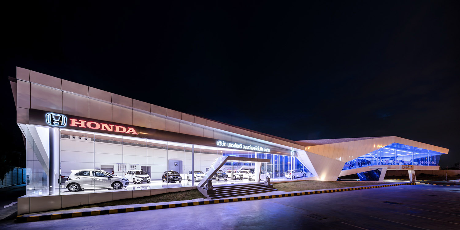 HONDA Nakornchaisri showroom by OFFICE AT - 谷德设计网