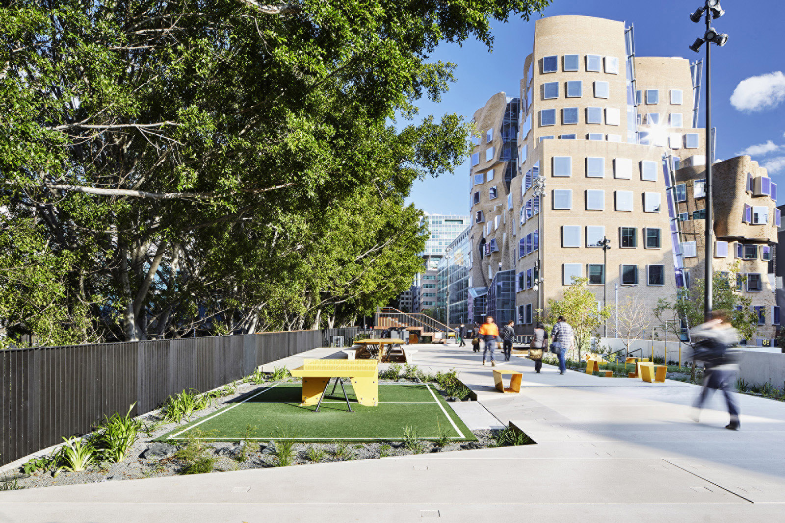 The Goods Line by ASPECT Studios with CHROFI for the Sydney Harbour ...