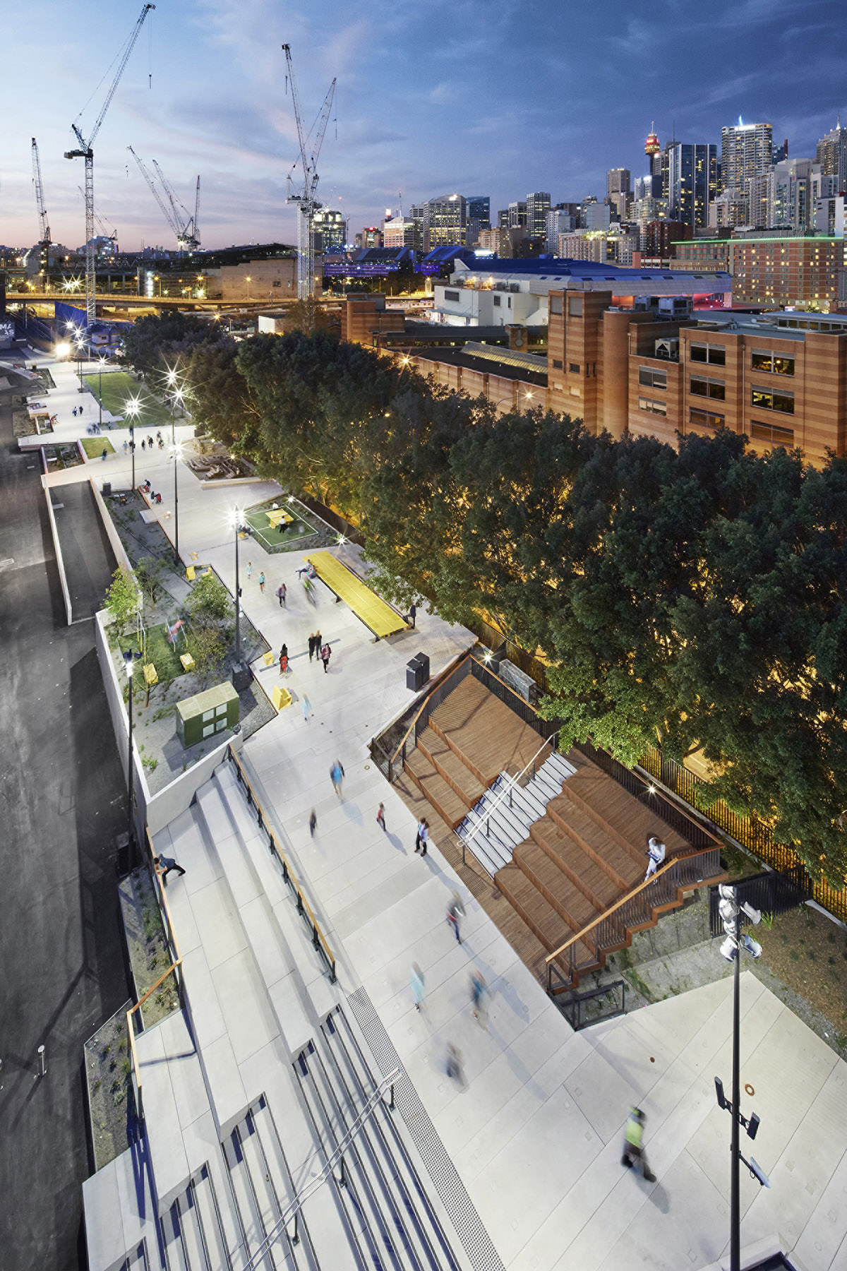 The Goods Line by ASPECT Studios with CHROFI for the Sydney Harbour ...