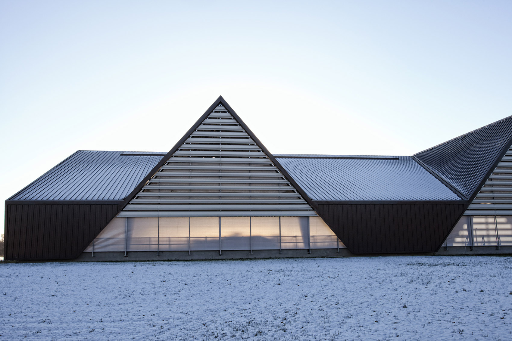 Vejlskovgaard – an agricultural building of the future by LUMO ...