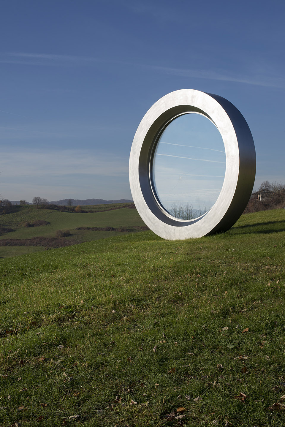 Gordan Lederer Memorial by NFO - 谷德设计网
