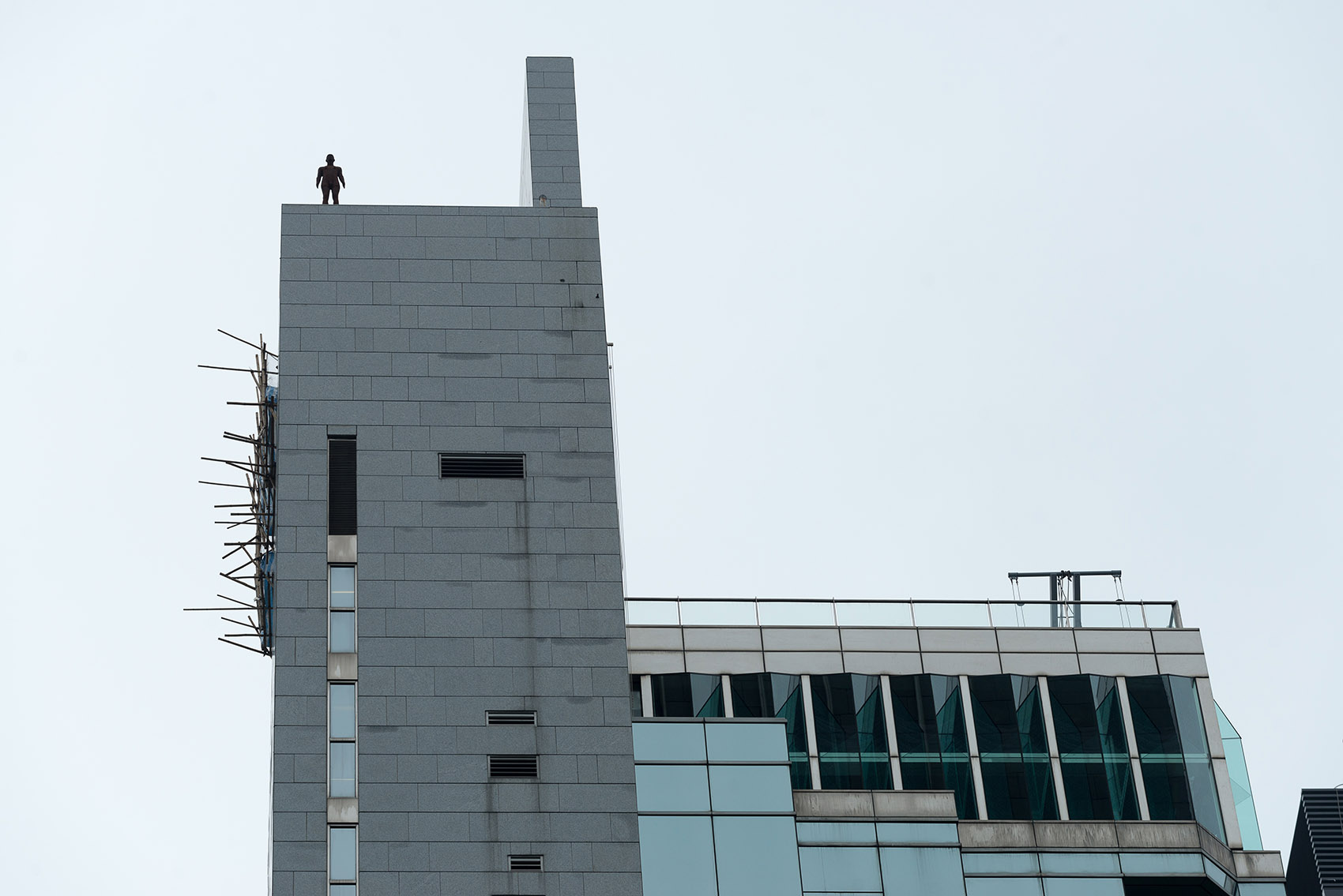 Event Horizon by artist Antony Gormley - 谷德设计网