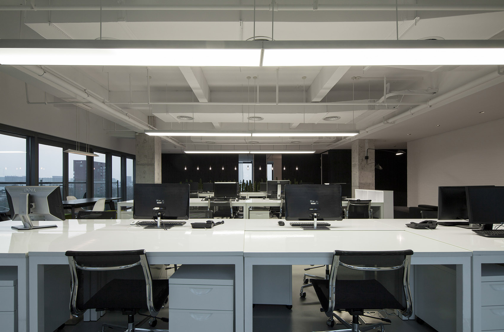 One House Interior Design Office by The One House - 谷德设计网