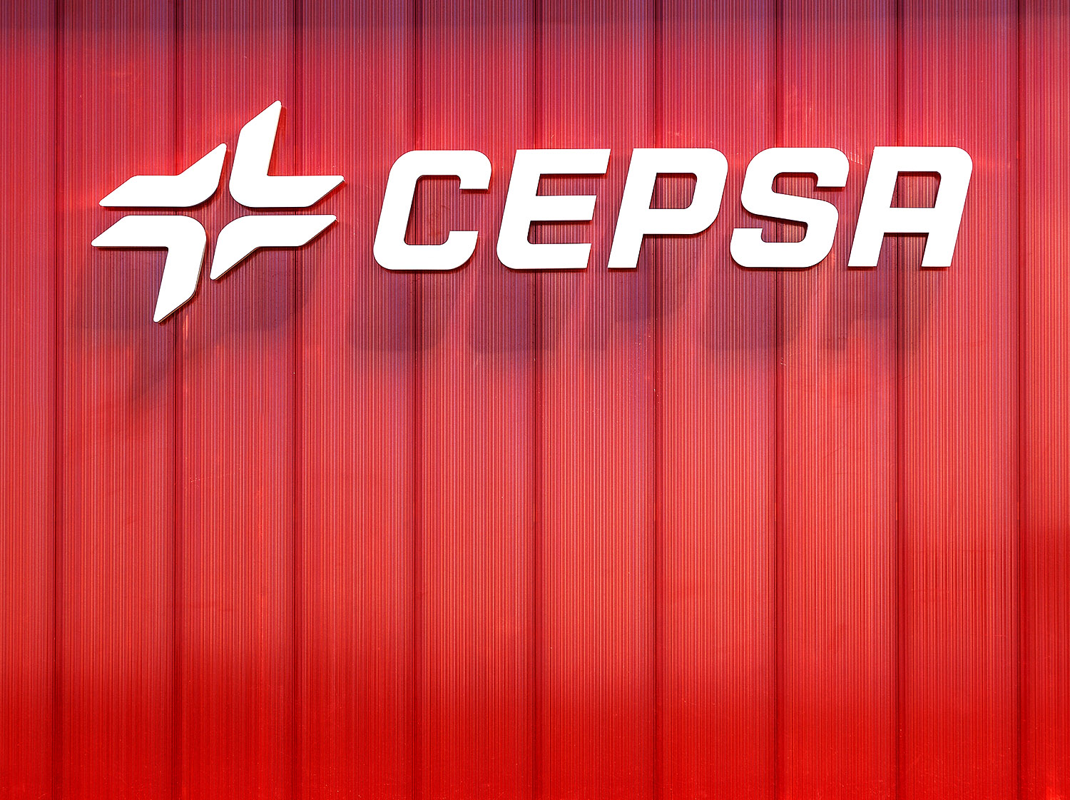 CEPSA, new Flagship Service Station,Adanero, Ávila, Spain - 谷德设计网