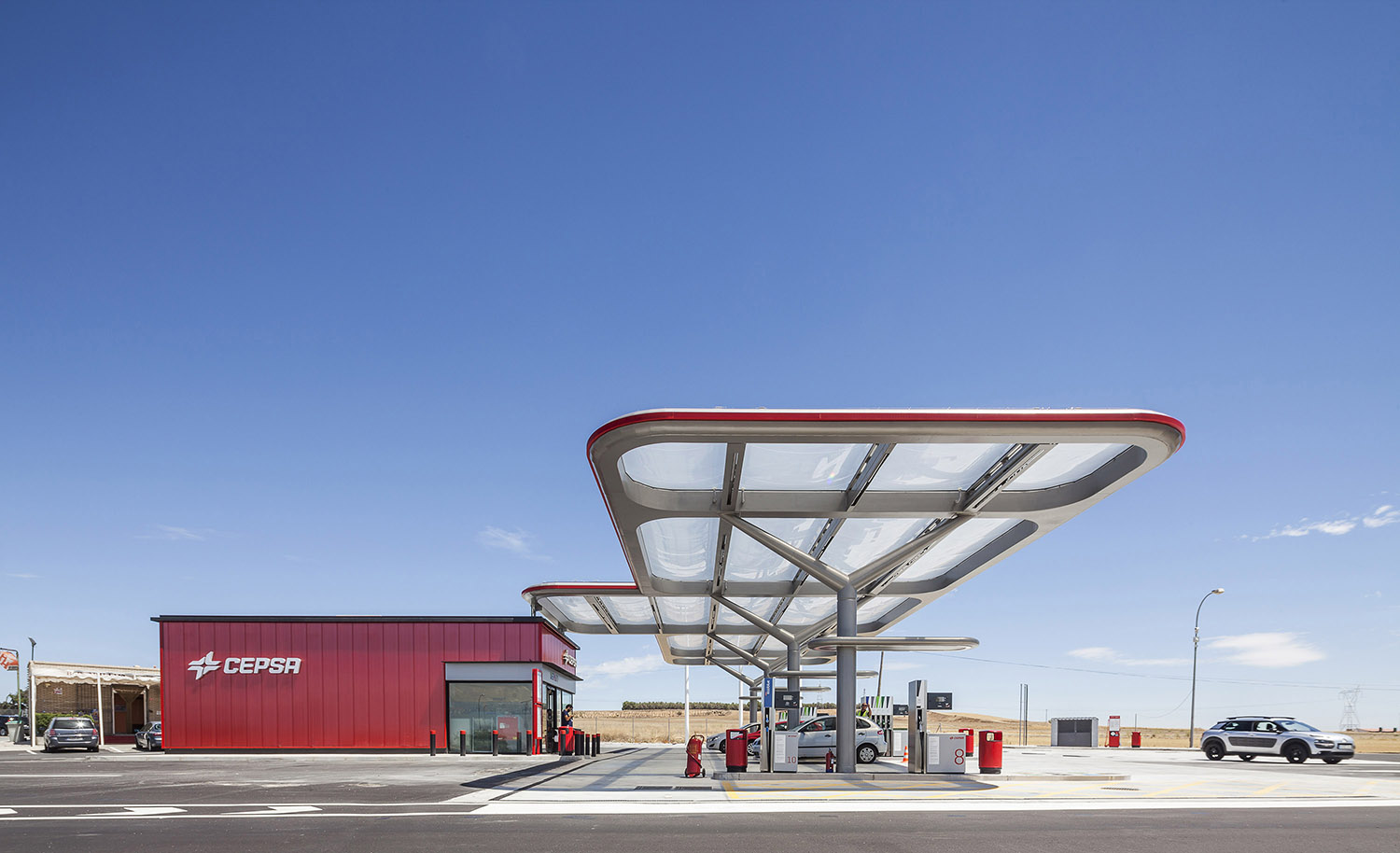 CEPSA, new Flagship Service Station,Adanero, Ávila, Spain - 谷德设计网