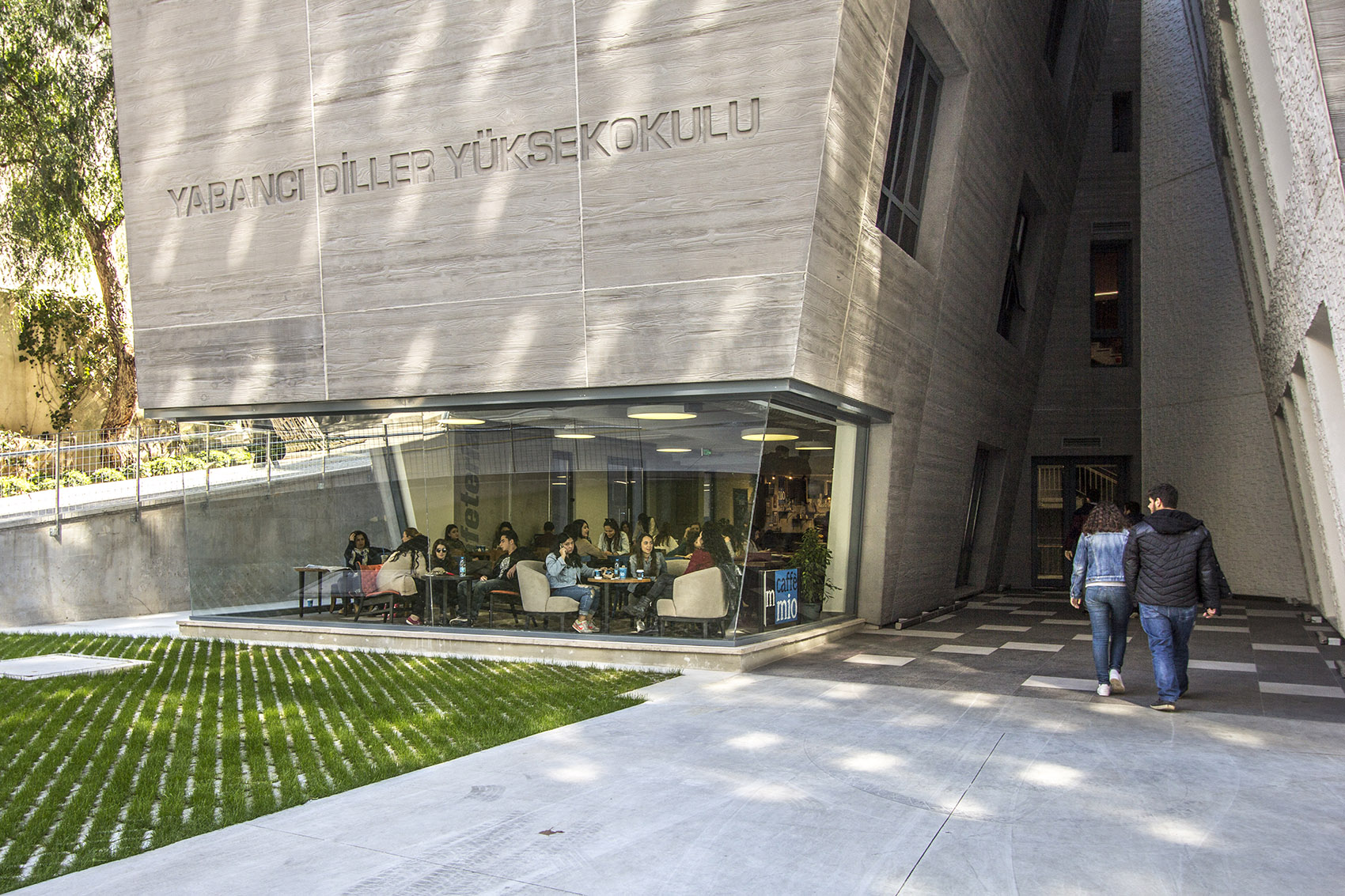 Foreign Language Building at Izmir University of Economics by AUDB - 谷德设计网