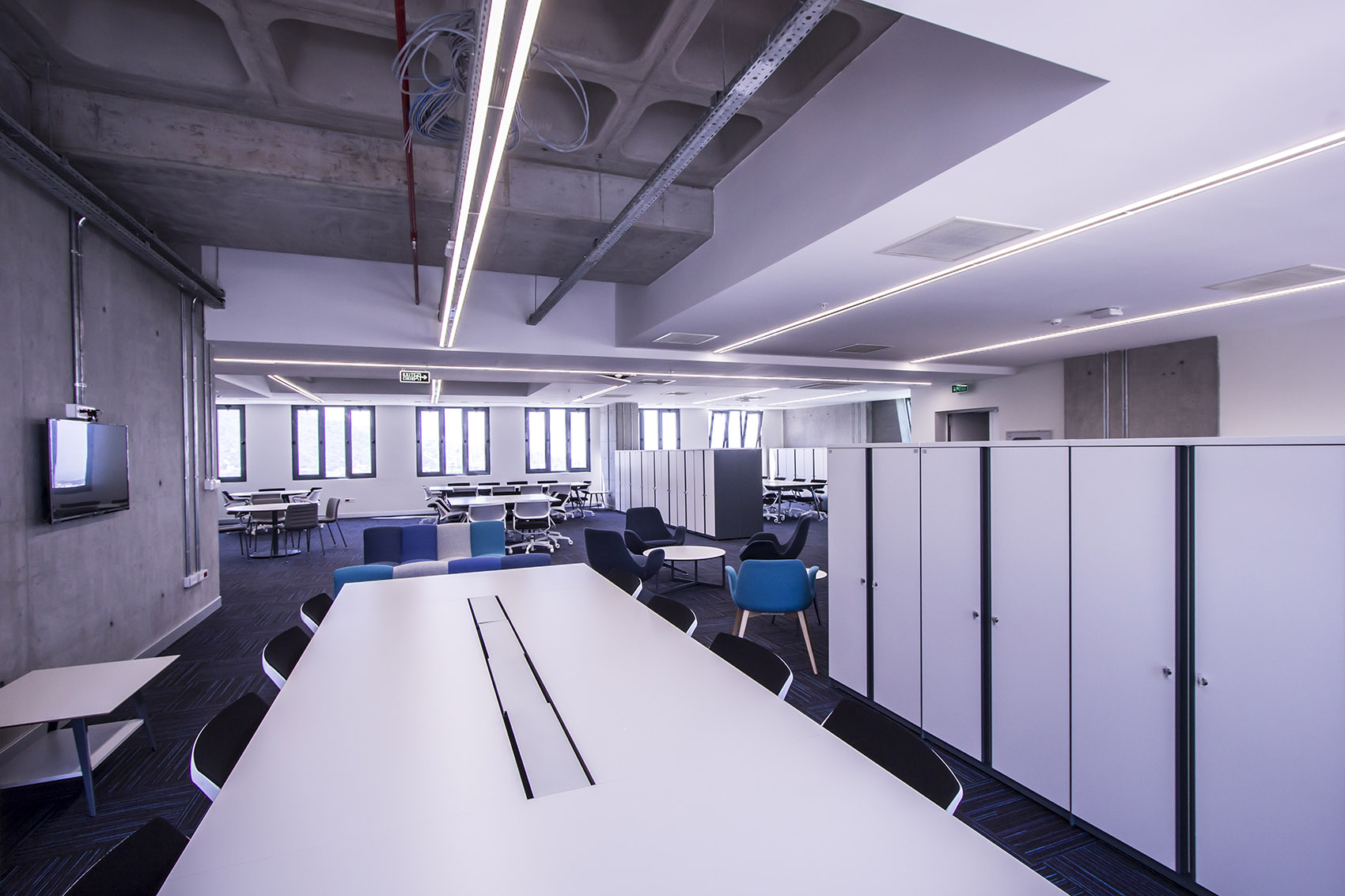 Foreign Language Building at Izmir University of Economics by AUDB - 谷德设计网