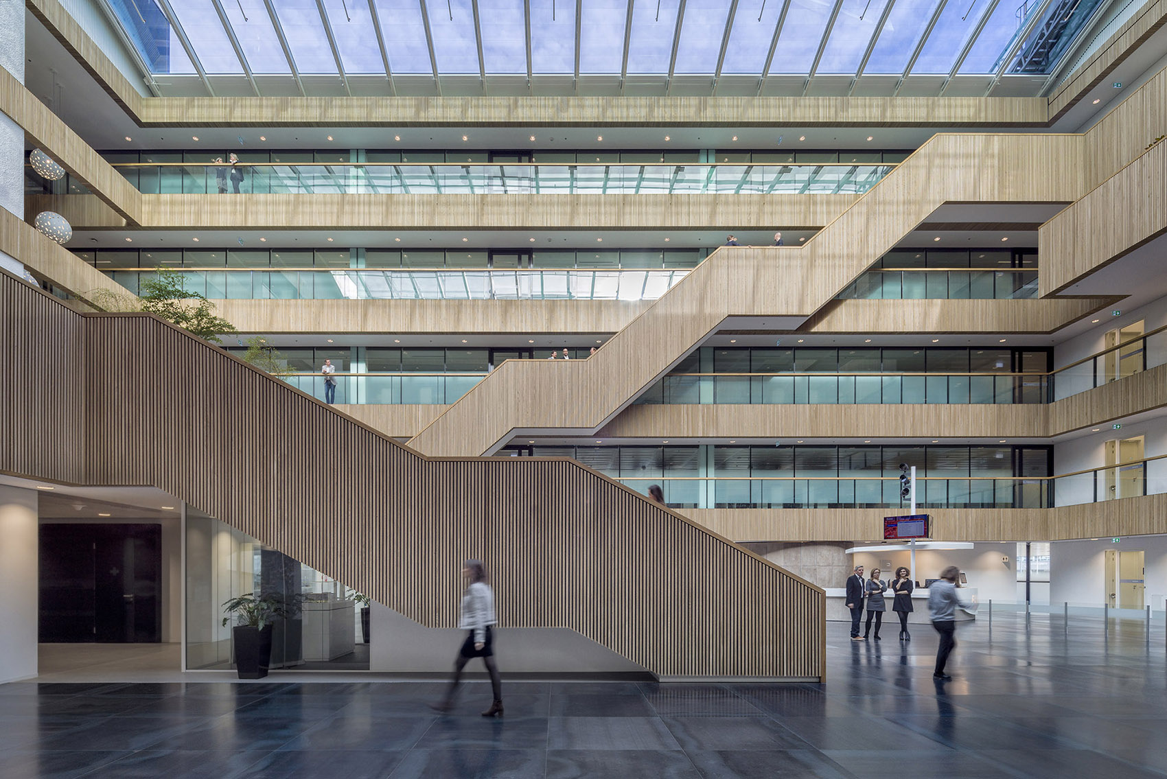 Fluor Headquarters by Paul de Ruiter Architects - 谷德设计网