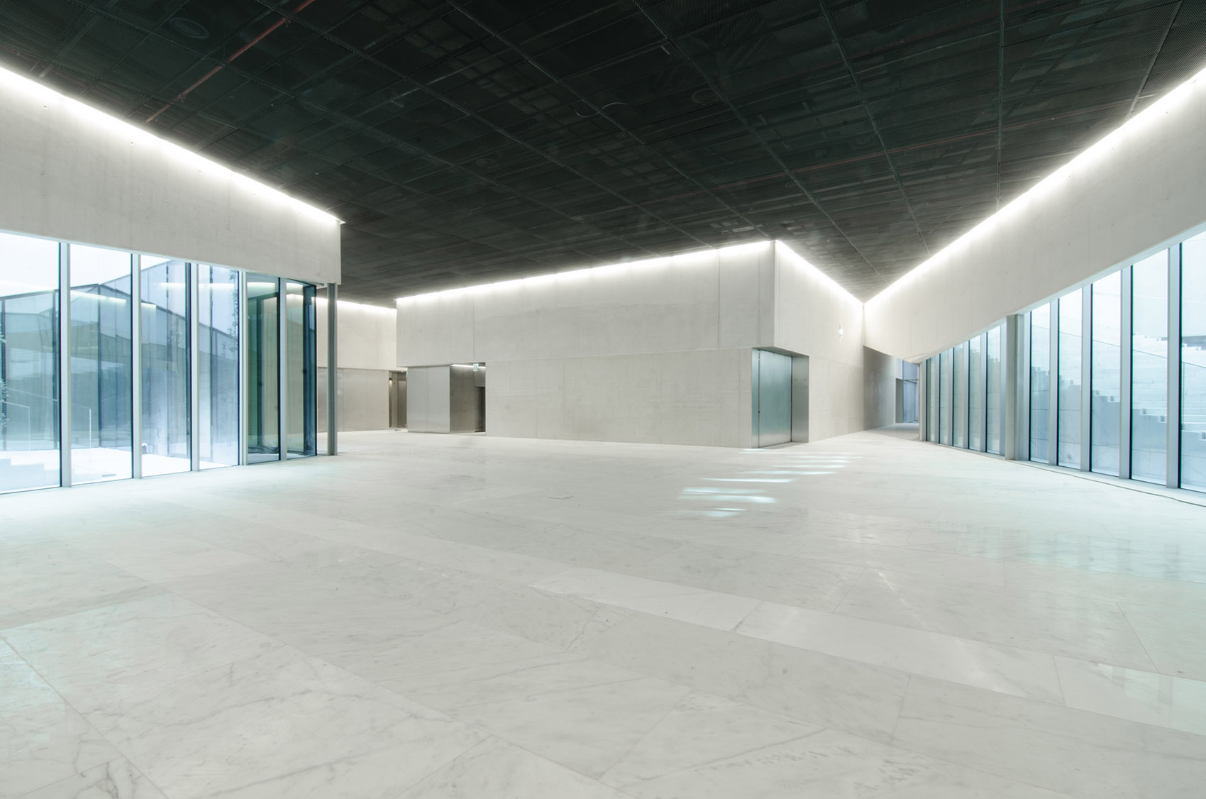 EDP Headquarters by Aires Mateus - 谷德设计网