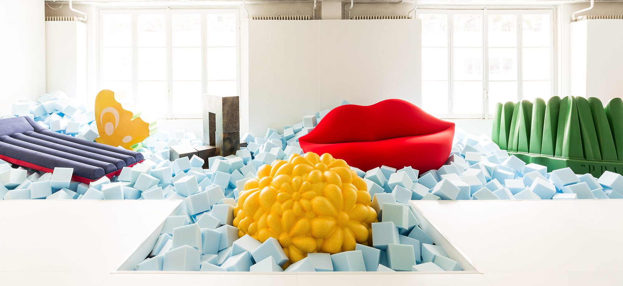 GUFRAM ON THE ROCKS - 谷德设计网