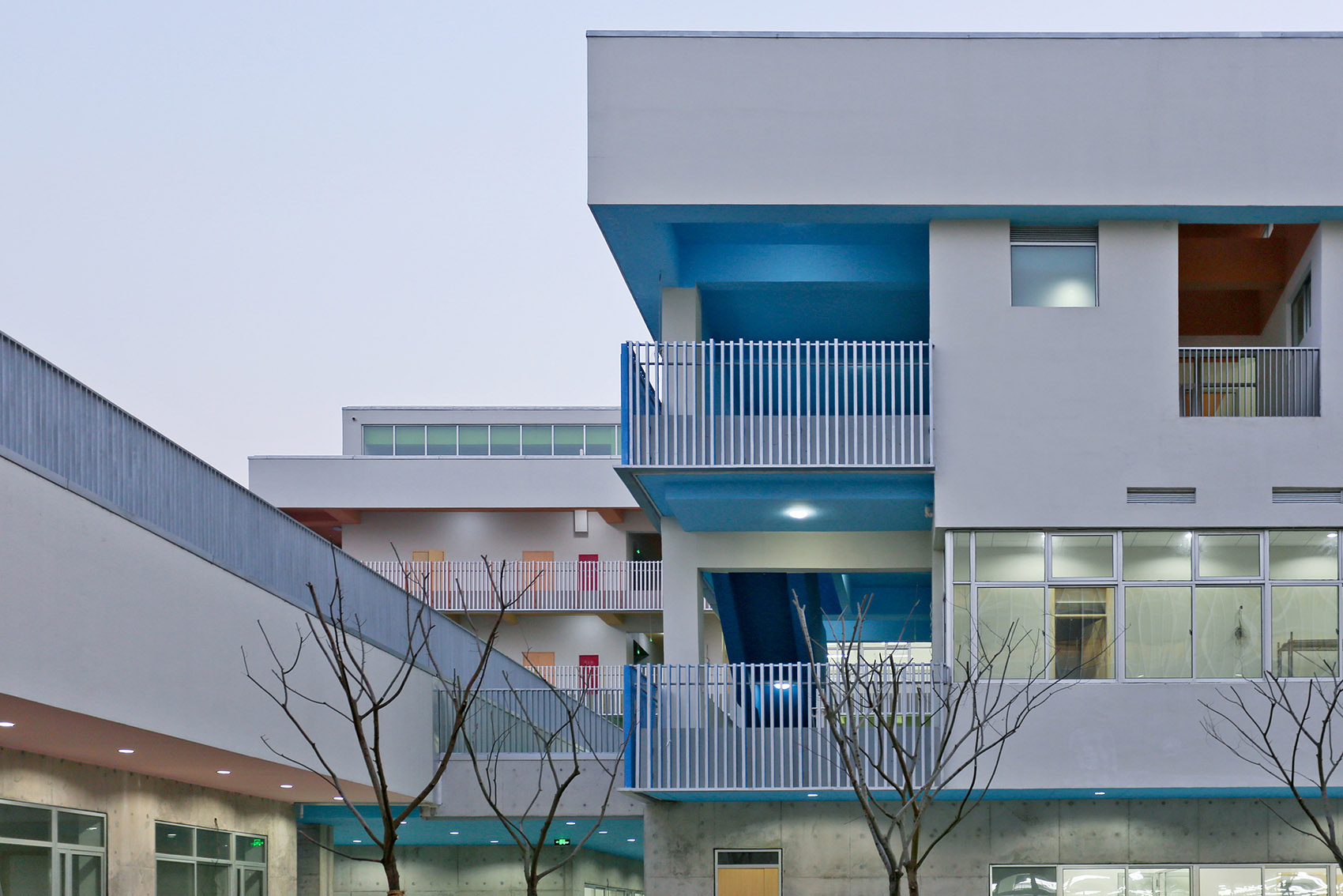 Songdian Road Junior High School, Qingpu, Shanghai by Atelier Z+ - 谷德设计网