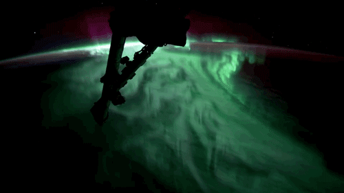Out of This World Cinemagraphs from the International Space Station by ...