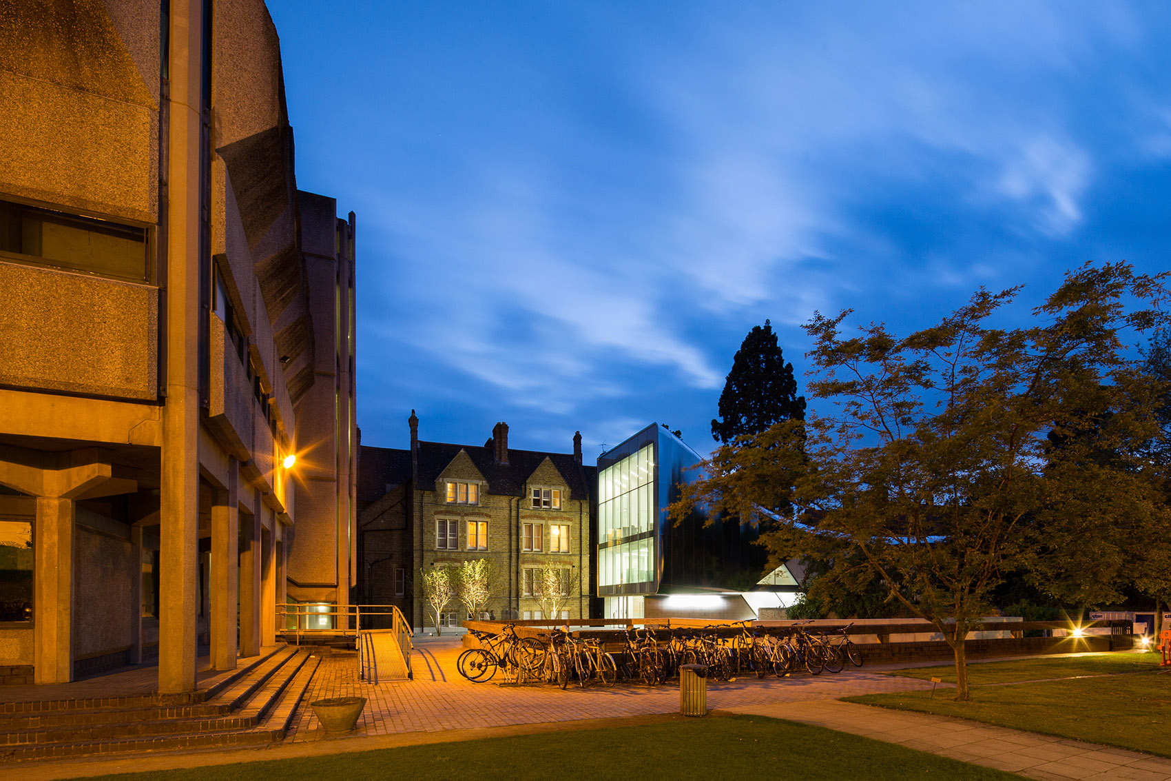 The Investcorp Building / Zaha Hadid architects - 谷德设计网