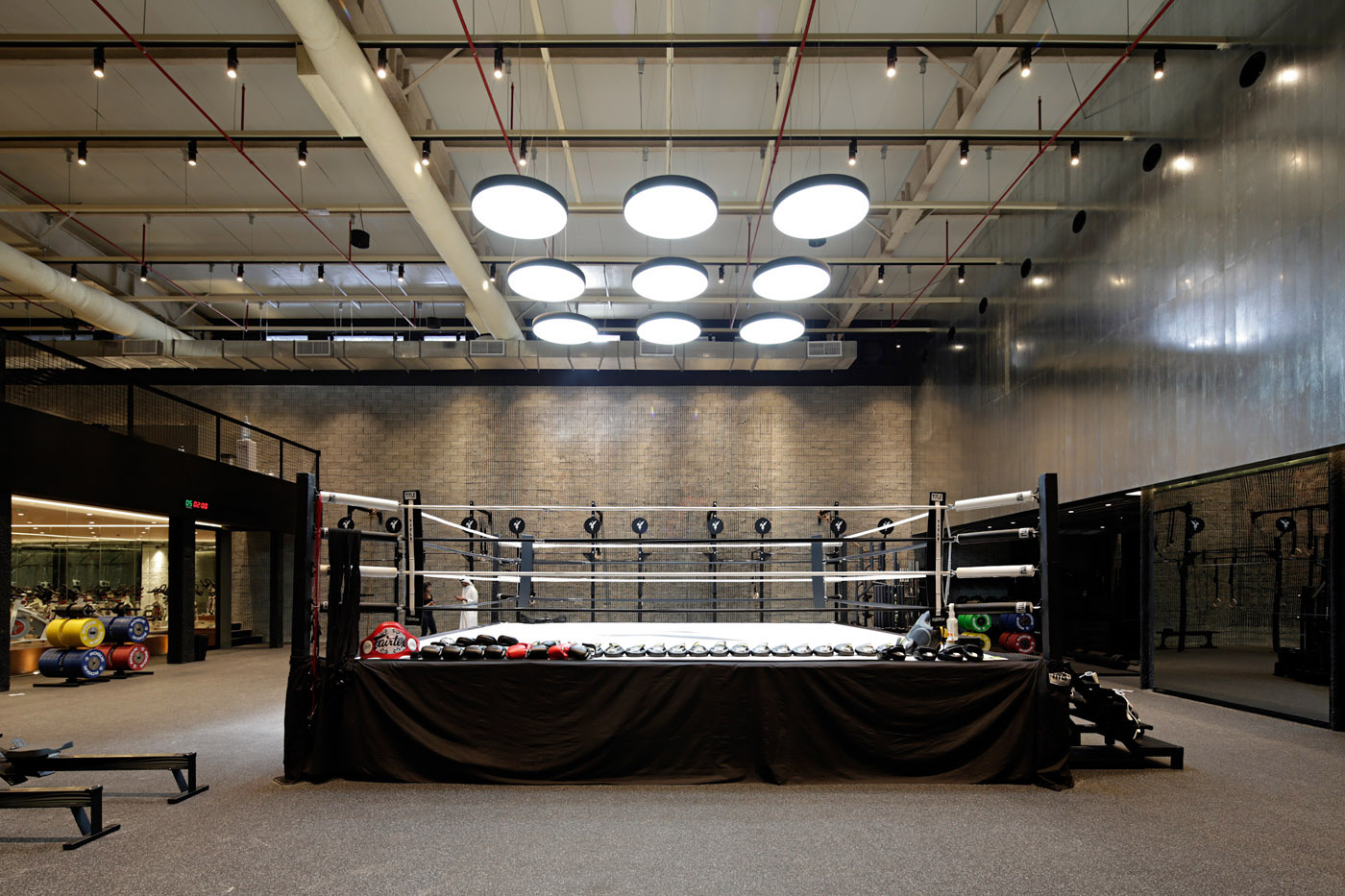 The Burrow Boxing Gym / LAB 100 - 谷德设计网