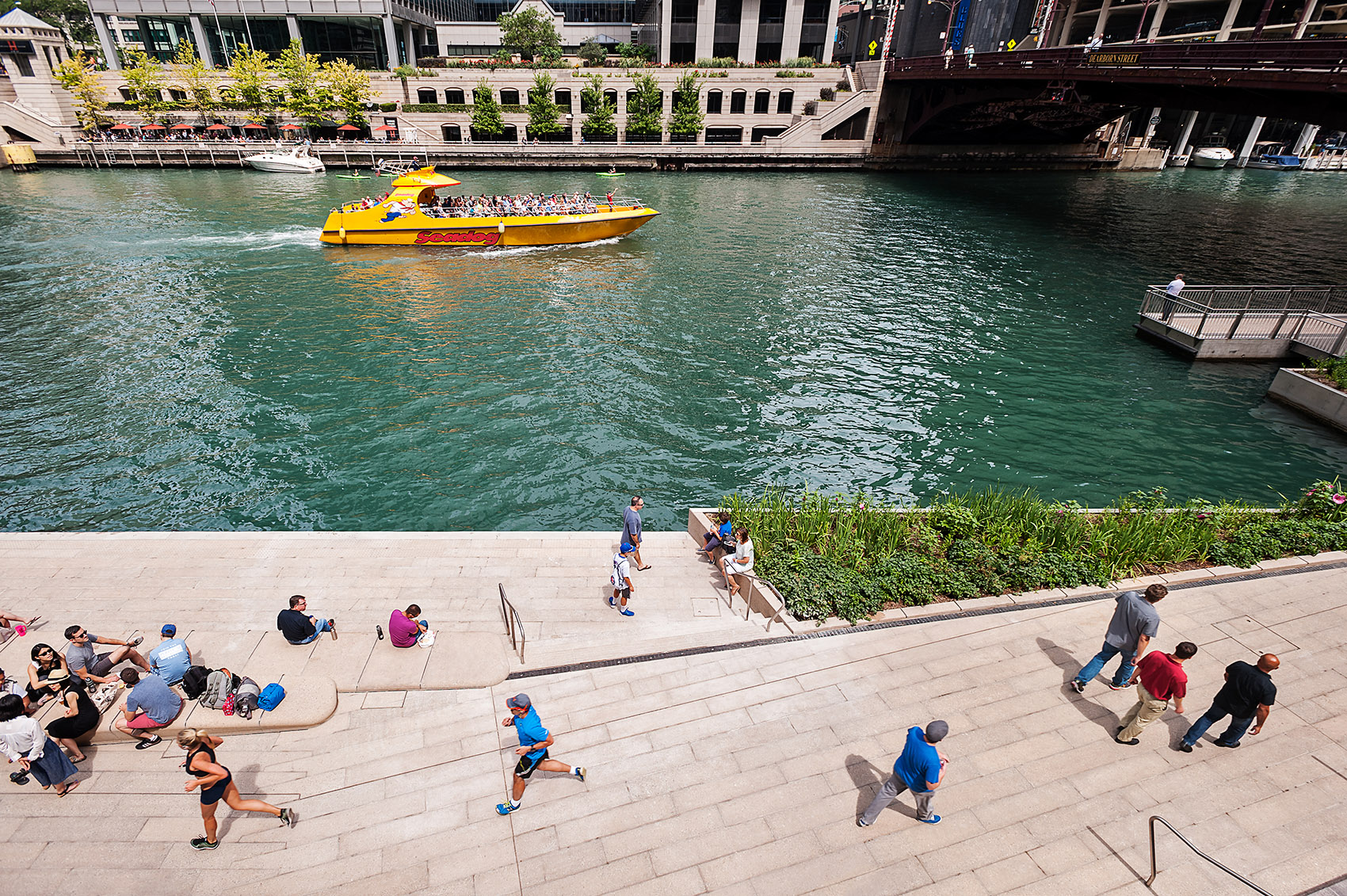 Chicago Riverwalk Expansion by Sasaki - 谷德设计网